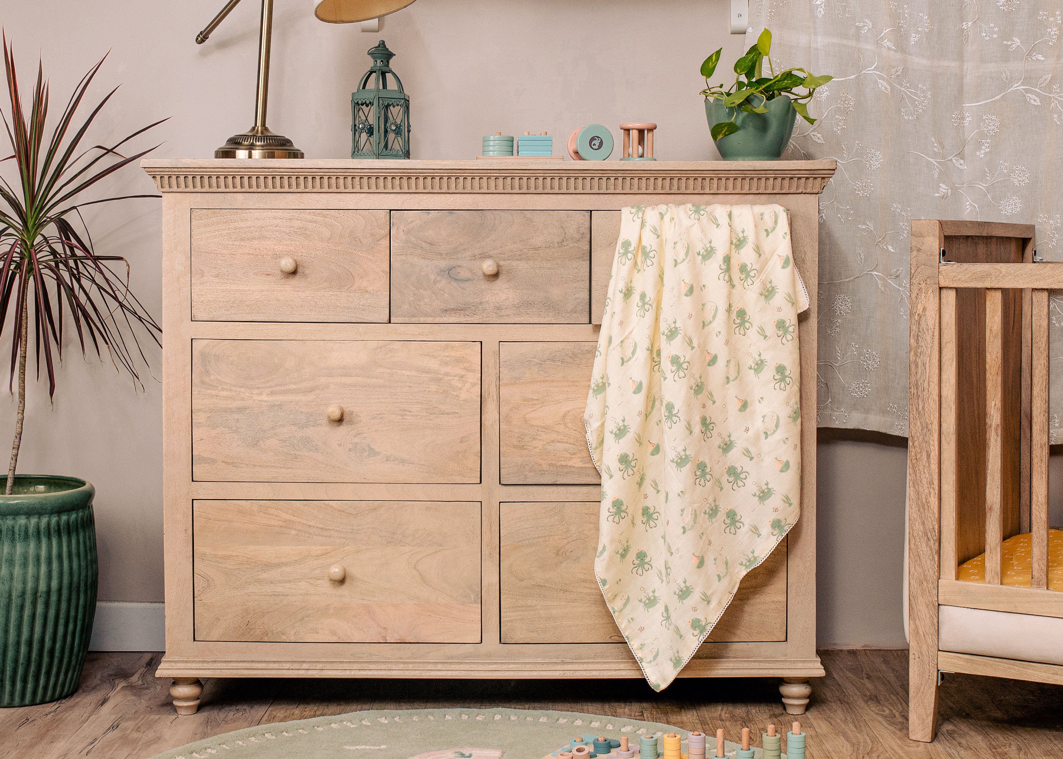 Buy 7 Drawer Wooden Chest of Drawers in Oat Finish Online – Sadora Baby